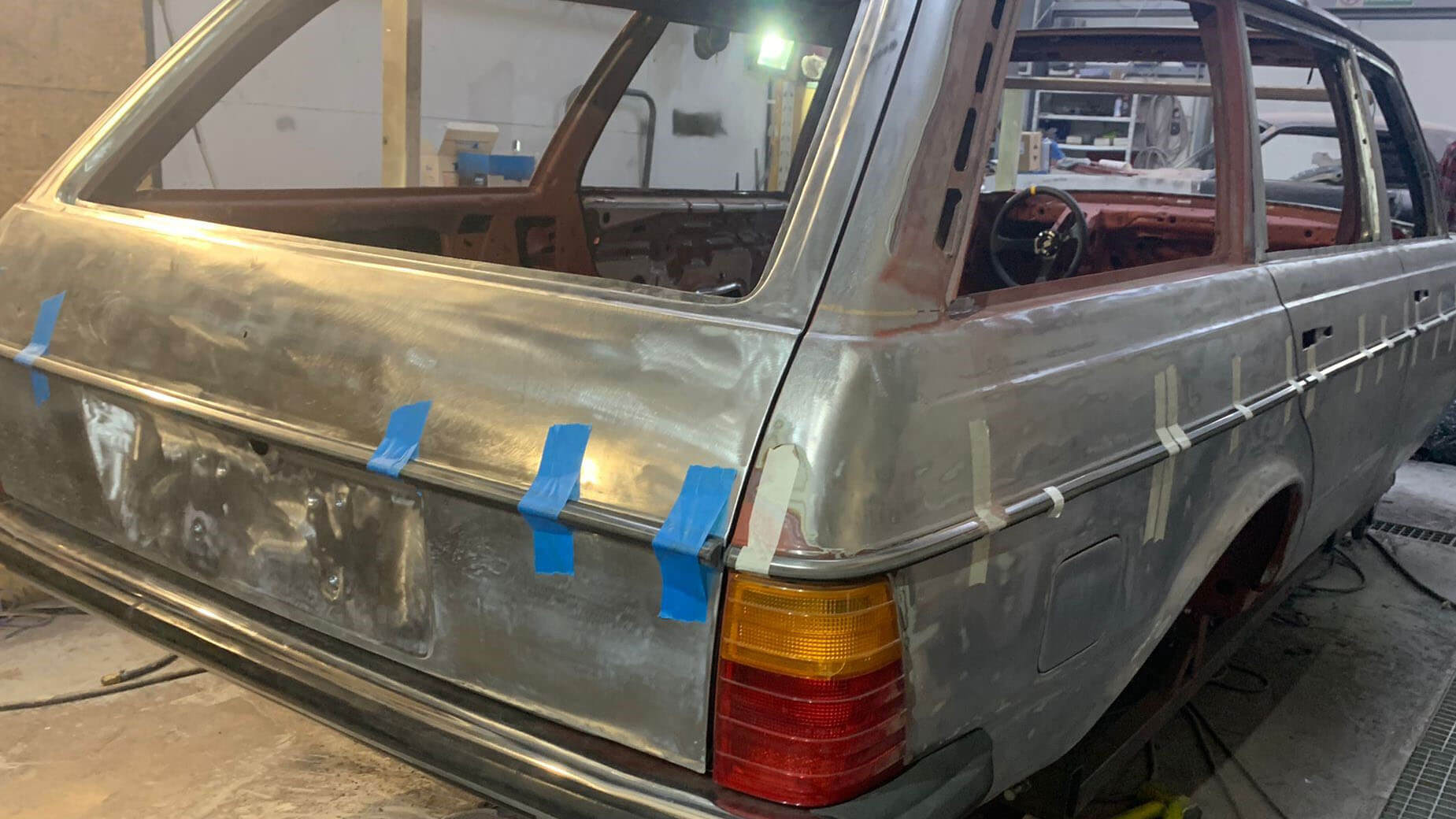 Restomod Projekt Mercedes Benz W123 (280TE) als AMG-Edition - CarClassica